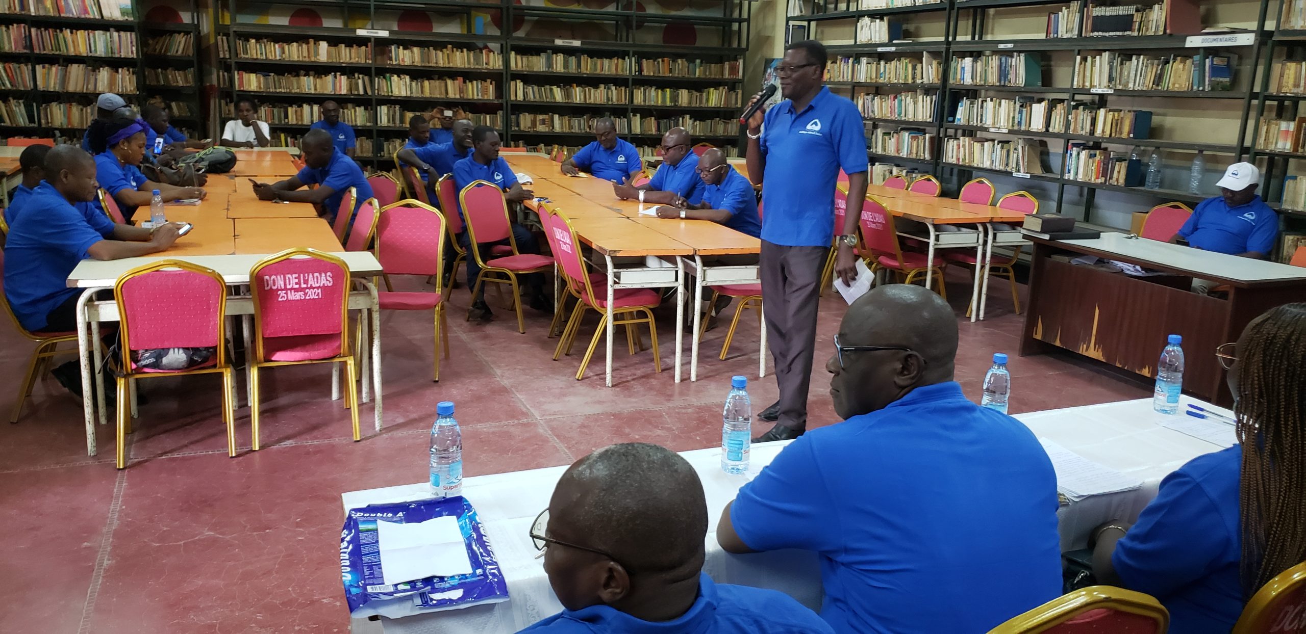 Journée Mondiale de l'Enseignant 2023 : Le Collège Alfred Saker réunit ...