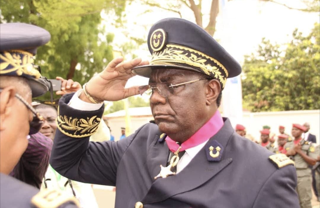 🇨🇲 Jean Marc Ekoa Mbarga : Un Administrateur Civil Principal Hors ...